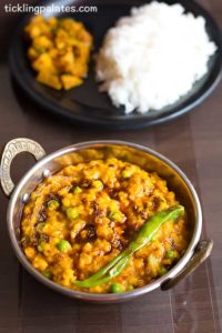Bhaja Muger Dal Recipe - Bengali Style Moong Dal - Tickling Palates